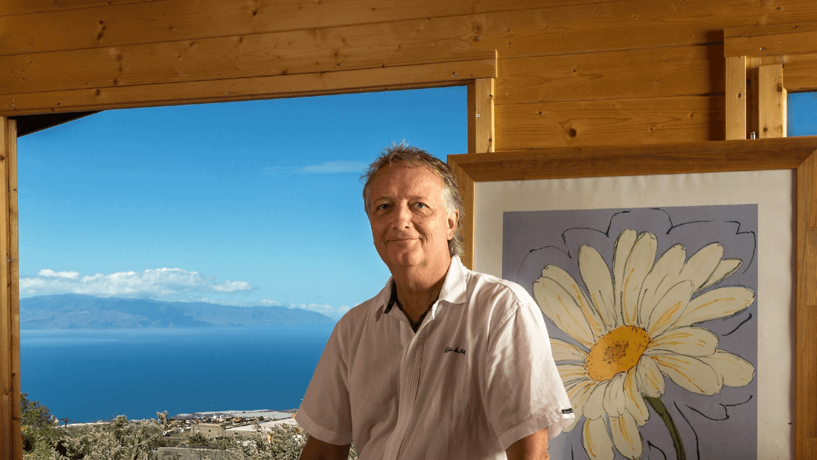 Joe Cawley, l'écrivain britannique qui profite de longs séjours aux ...